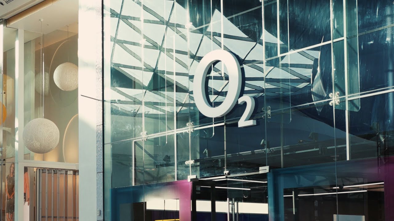 O2 Retail: The Revolution starts here - YouTube
