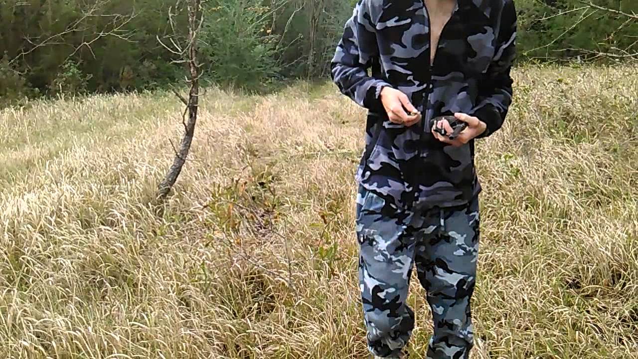 SMITH & WESSON 10-7 38 SPECIAL shooting and breaking this old beat up ...