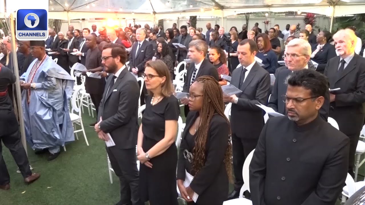 Queen Elizabeth II's Commendation Service Hosted In Lagos - YouTube