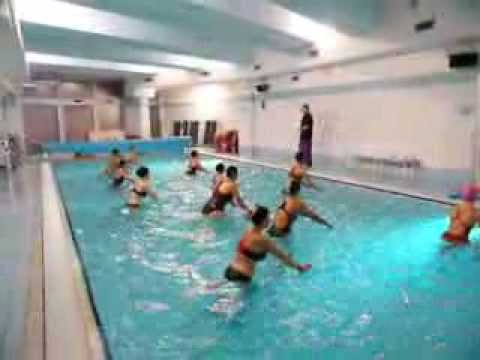 LEZIONE DI IDROBIKE AL CENTRO TRIGONOS - YouTube