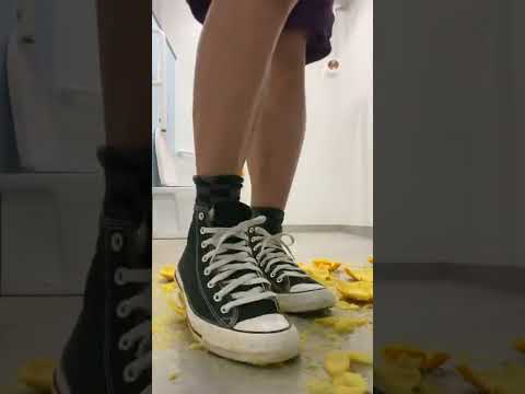 Converse crush orange