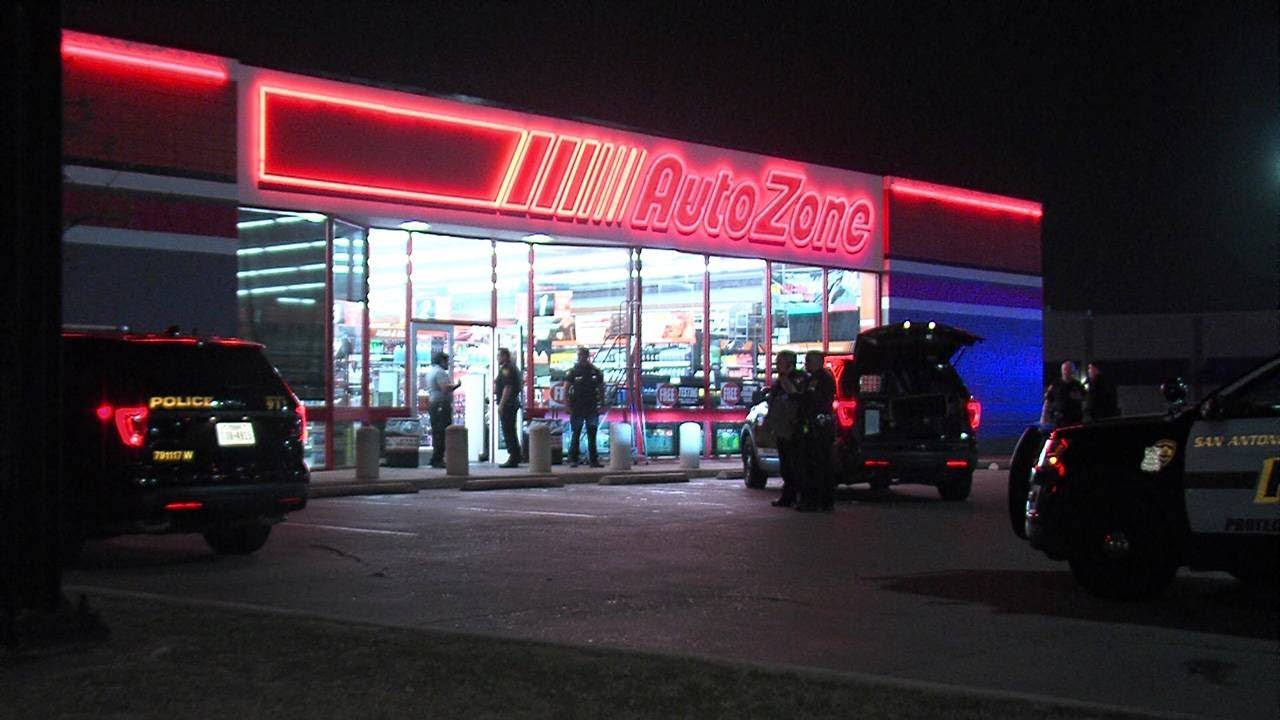 Video: West Side AutoZone manager shot during robbery, gunman at large ...