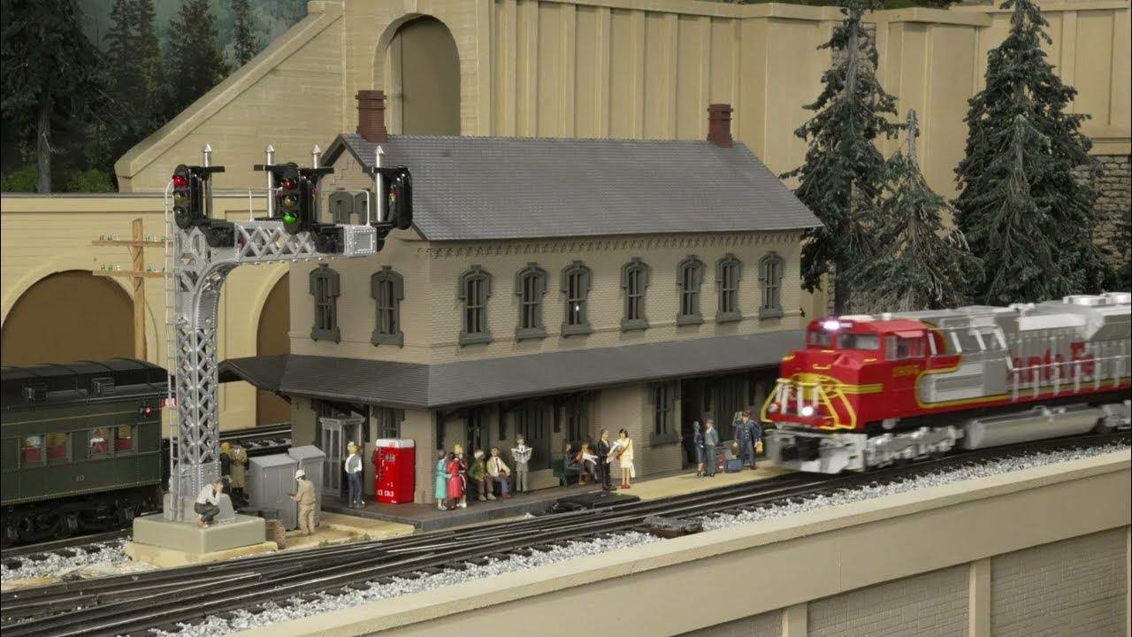 DK's O Gauge Trains - BNSF Merger Series_Clip 1 (2023) - Hauling a string of Auto Racks - YouTube