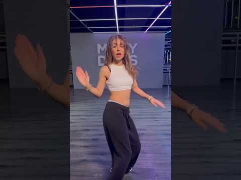 #tylapush2startchallenge  berfin hocamızın güzel enerjisi ile 🤩 #madydans #hiphop #dance #tyla