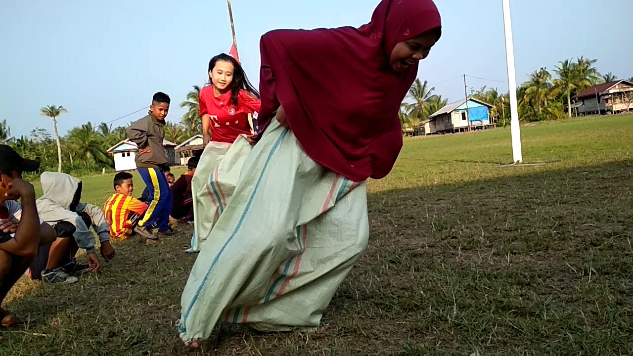 cara jitu lomba lari karung - YouTube