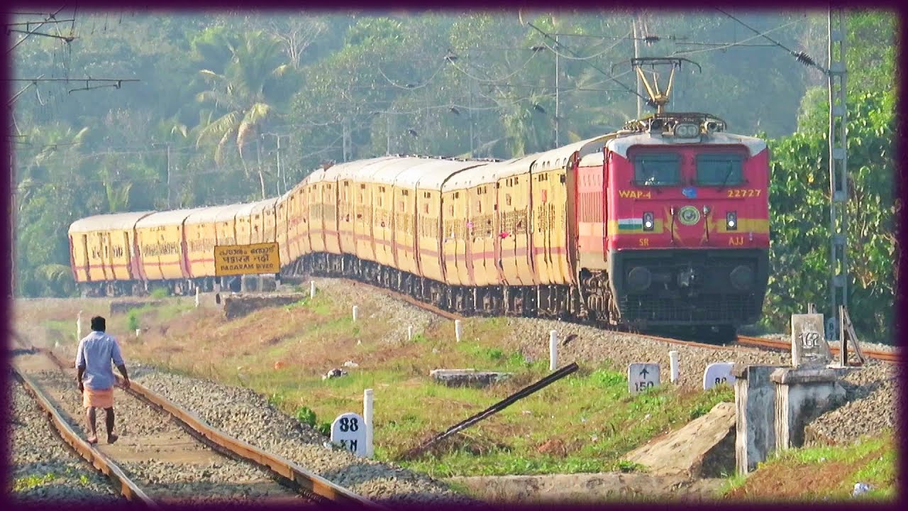 Parasuram Express run off like a Moving Millipede!! - YouTube
