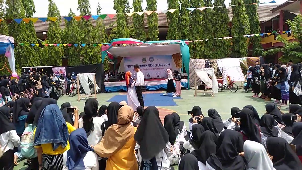 Teater Musikal Romantis persembahan Teater_Suket - YouTube