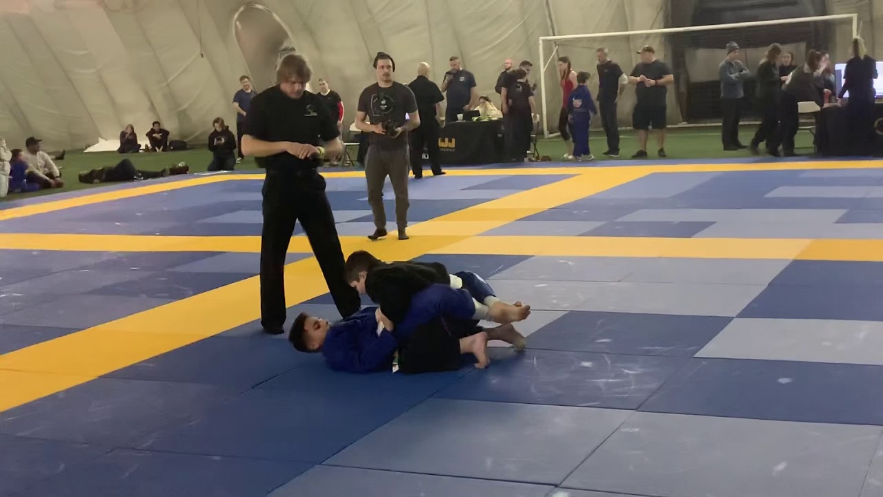 Efran in action again - YouTube