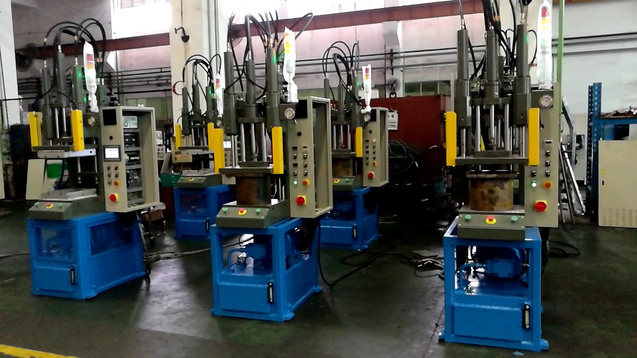 Rubber Injection Moulding Machine for Window Seals connecting - YouTube