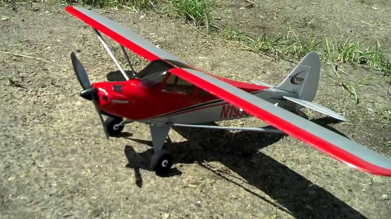 E-flite UMX Carbon Cub SS - Maiden Flight - YouTube