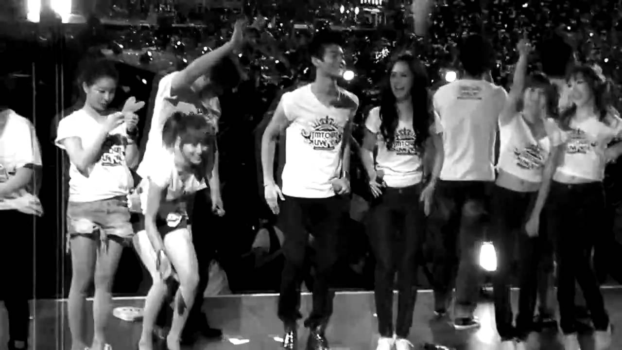 SHINee Minho SNSD Yuri (MinYul) - PHOTOGRAPHS (Ver.1) - YouTube