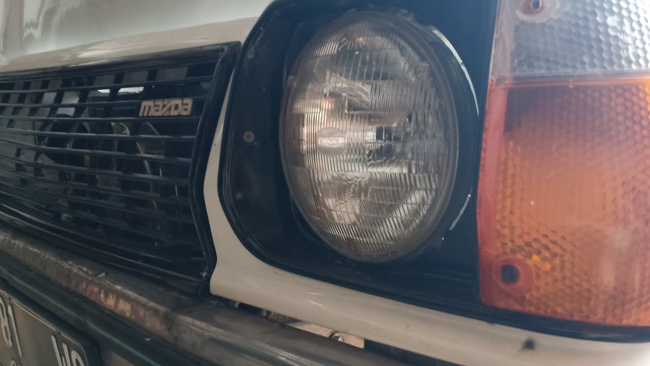 mazda 323 glc - YouTube