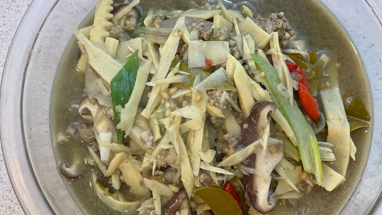 #เอาะหน่อไม้แซ่บ ๆ จ้า Bamboo Soup - YouTube