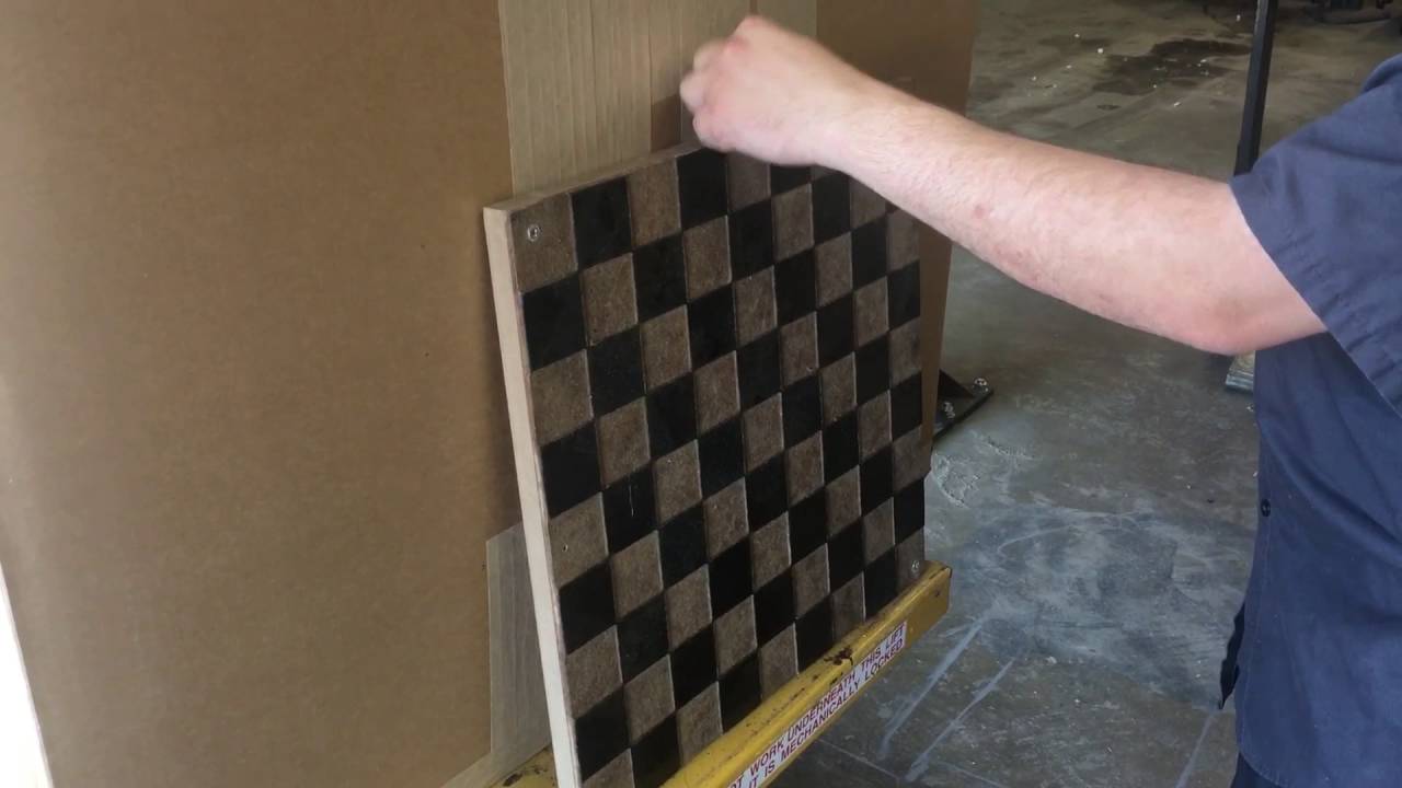 Checker Board Key Maze - YouTube
