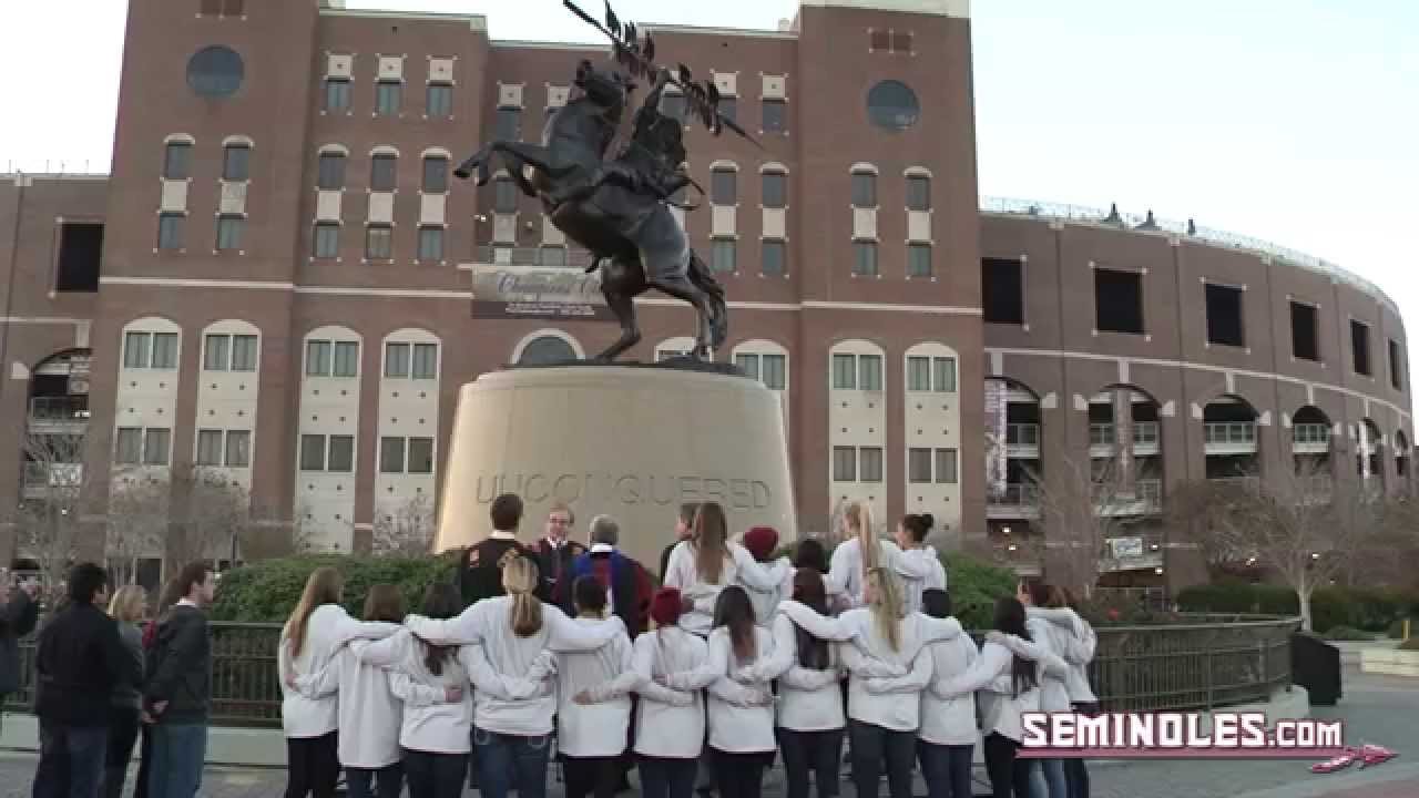 Florida State Soccer Lights the Torch - YouTube