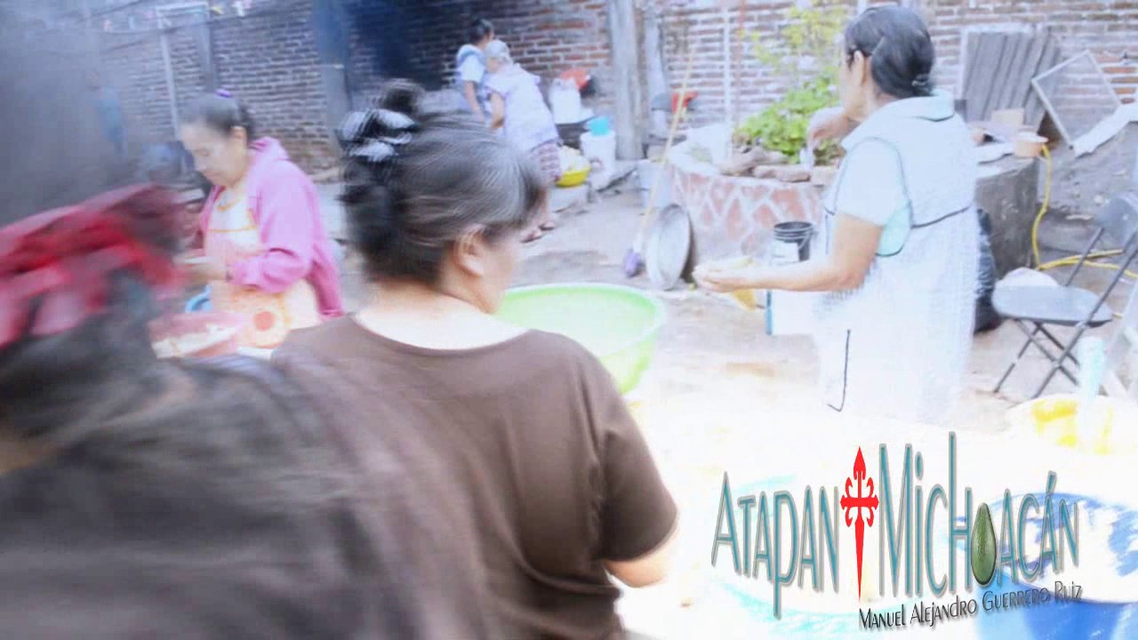 Atapan Michoacan La tradición de la pandanguita. - YouTube