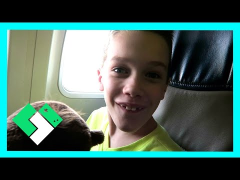 KIDS TRAVEL TO SEATTLE (8.20.15 - Day 1238) | Clintus.tv