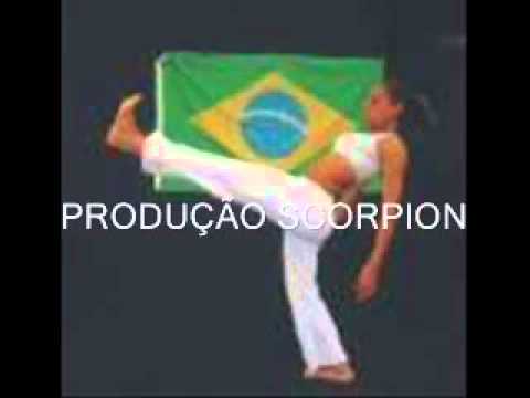 MUSICA DE CAPOEIRA MENINA JOGA