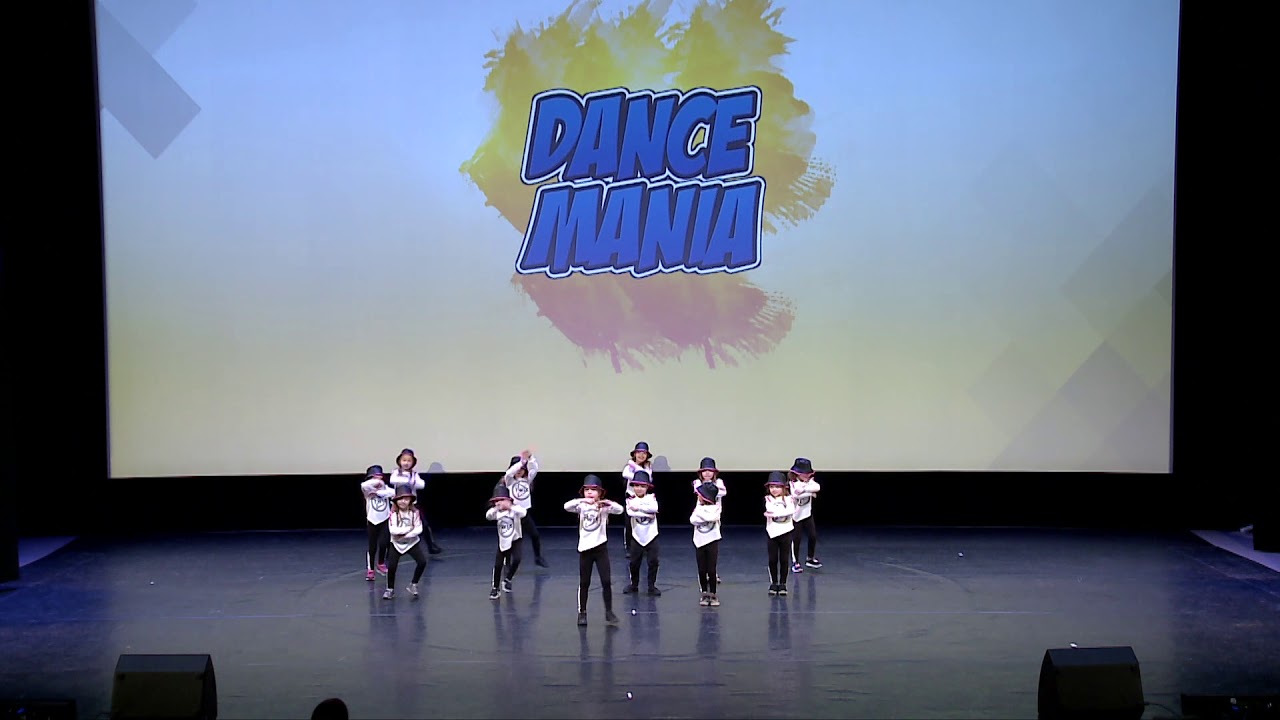 DANCE MANIA Twix Team - YouTube