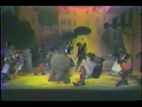 The Story of Babar, the Little Elephant - Clip 2: Welcome to Paris ...