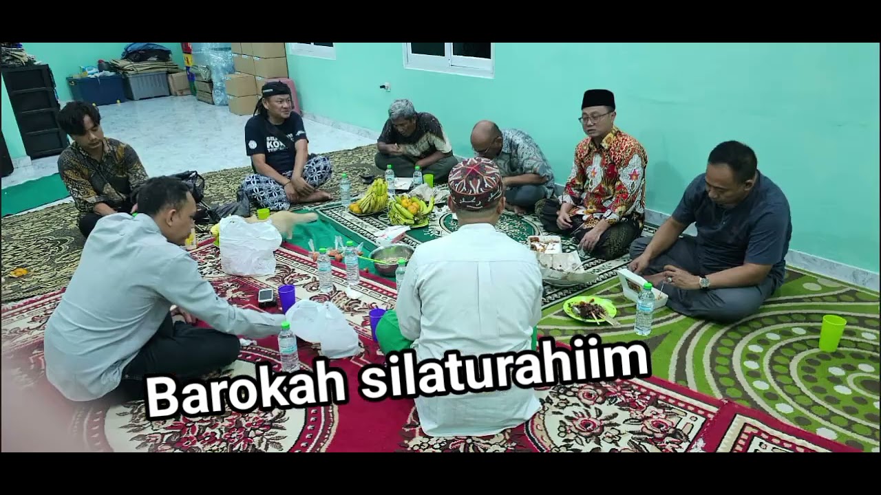 Kedatangan tamu mulia dr Cirebon Kiyai Uki - YouTube