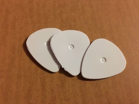 Самодельный  медиатор.