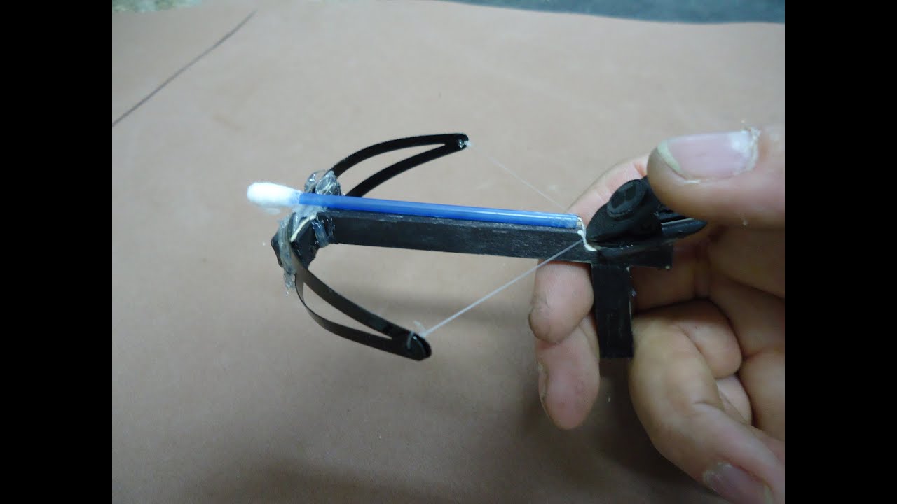 FAÇA UMA MINI CROSSBOW (BALESTRA) - YouTube