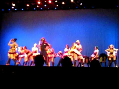 Hip-Hop Puppet Dance - YouTube