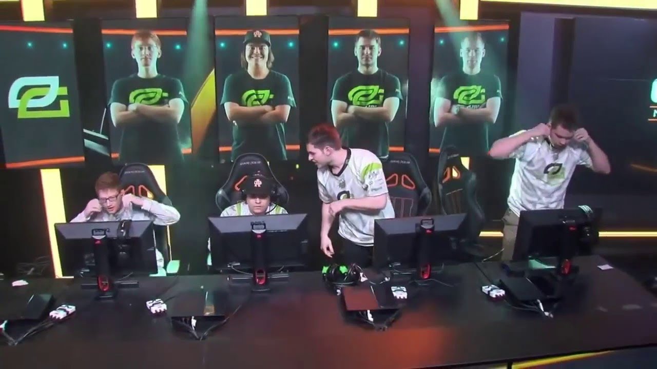 OPTIC GAMING:MLG CWL BEST PLAYS! - YouTube