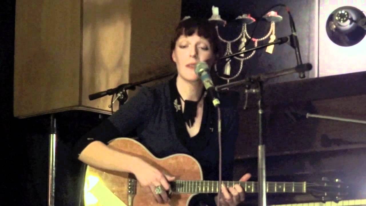 Mary Hampton Cotillion - Honey In The Rock - Live West Hill Hall ...