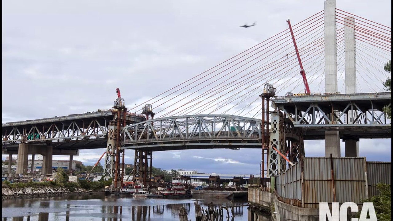 Kosciuszko Bridge Truss lowering - YouTube