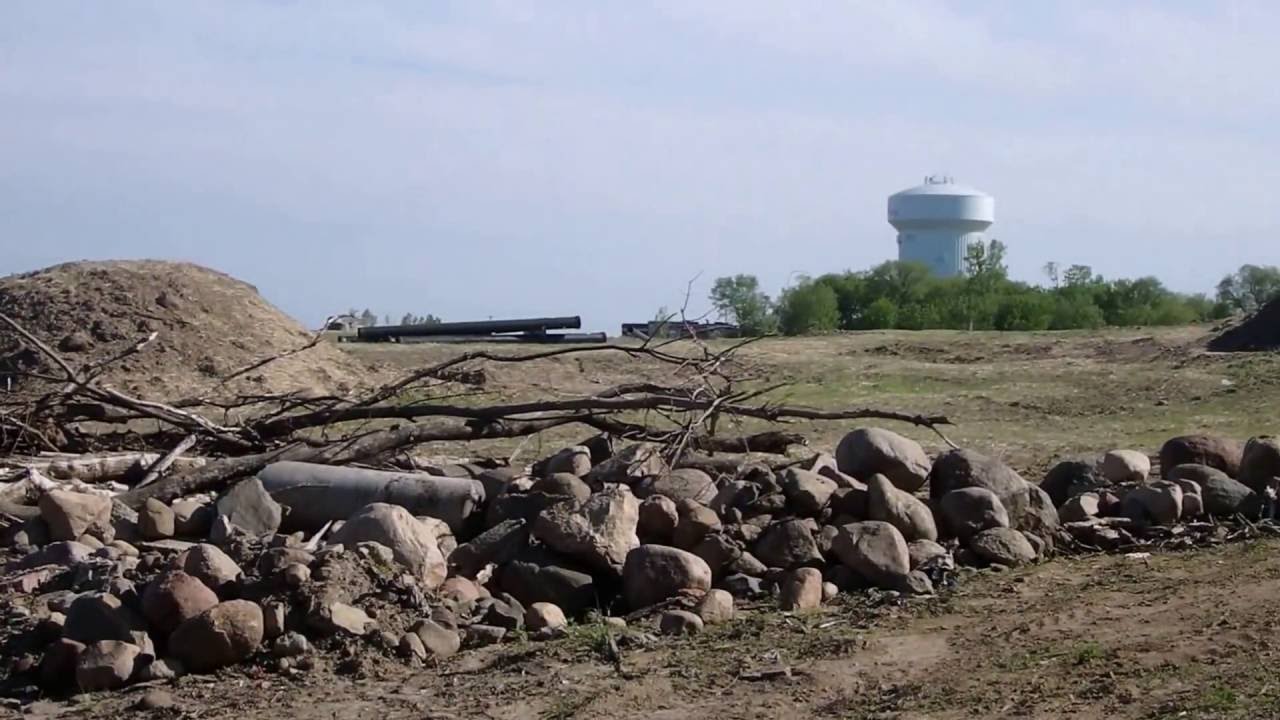 Some agate hunting and rock hounding! - YouTube