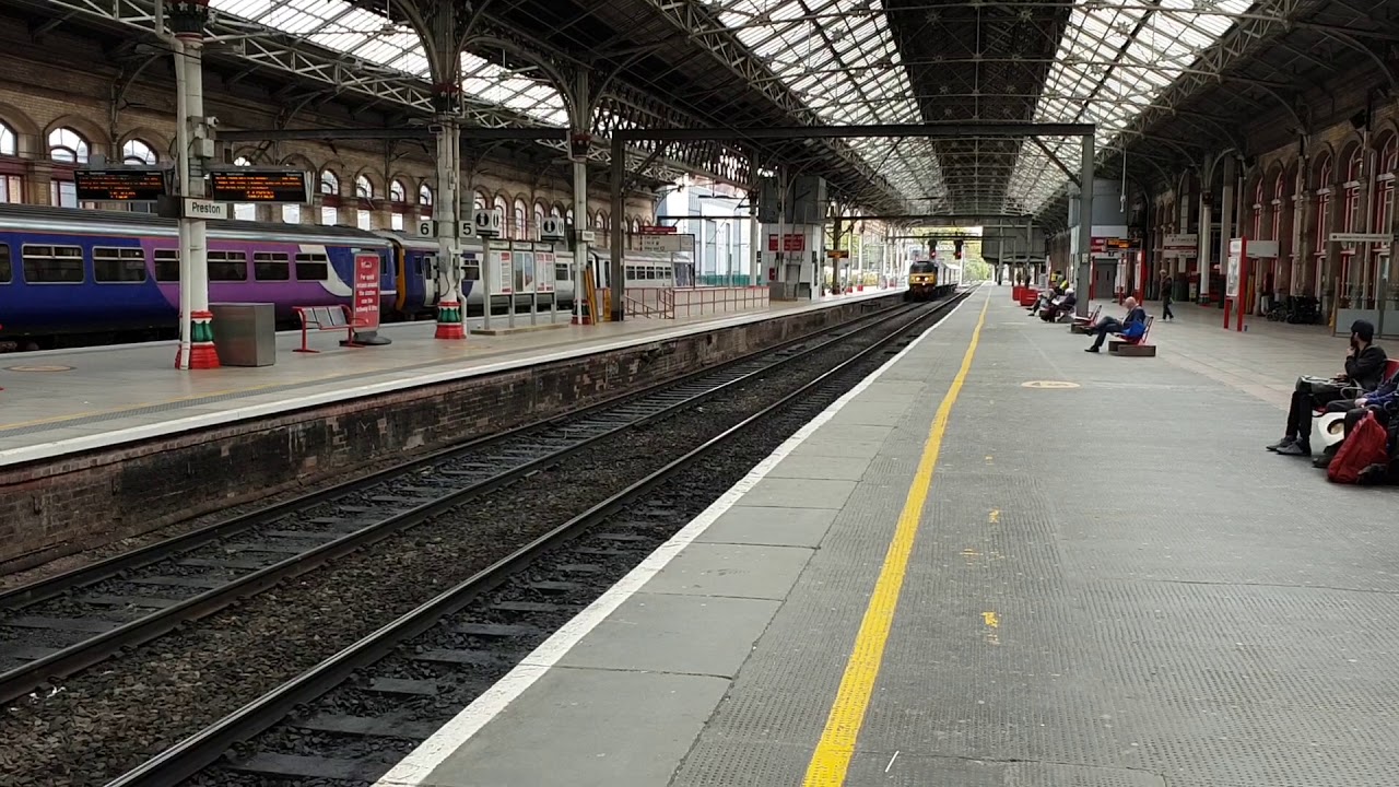 (HD) Locomotive Services Ltd 47805 and 47501 passing Preston on 5Z89 1 ...