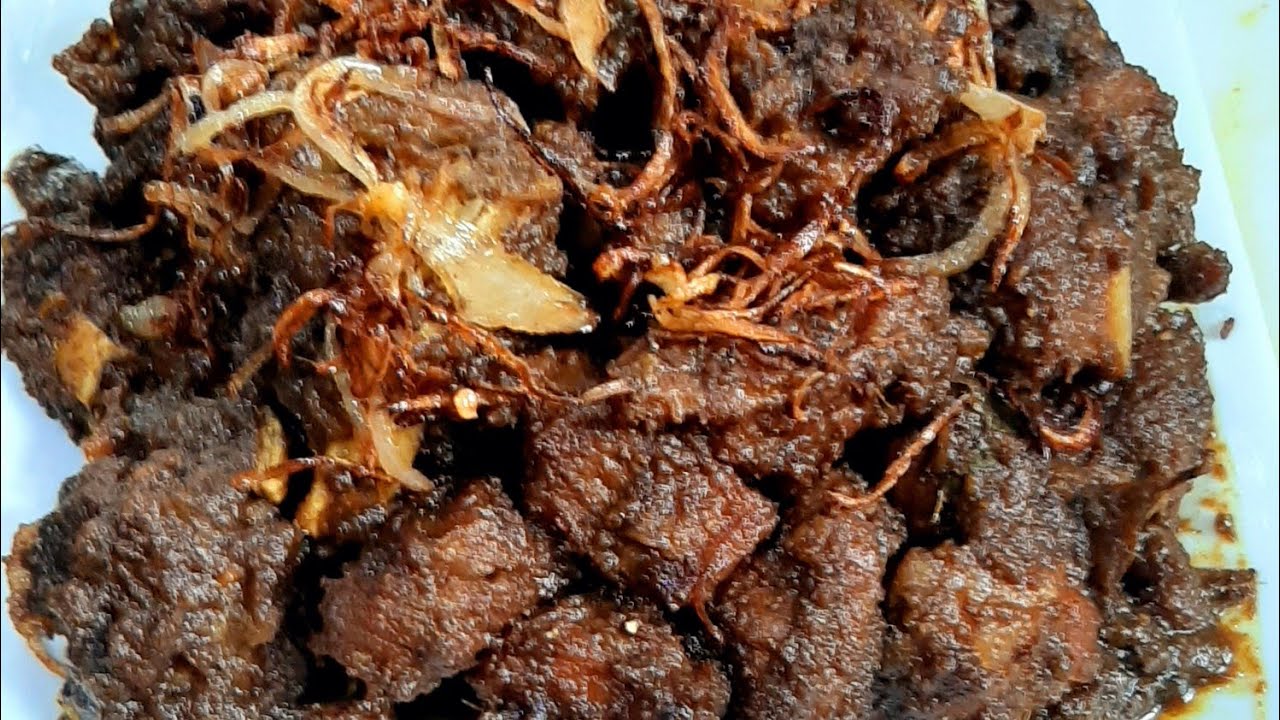 গরুর মাংসের কালা ভুনা রেসিপি//gugor mangsher kala vona recipe// - YouTube
