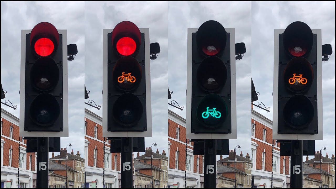 Ipswich: Orwell Place J/O Fore Street, PEEK TLED Traffic Lights - YouTube