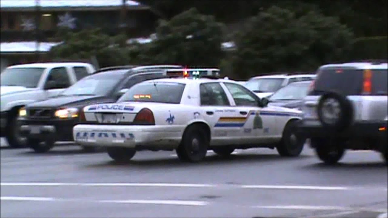 Burnaby RCMP responding - YouTube