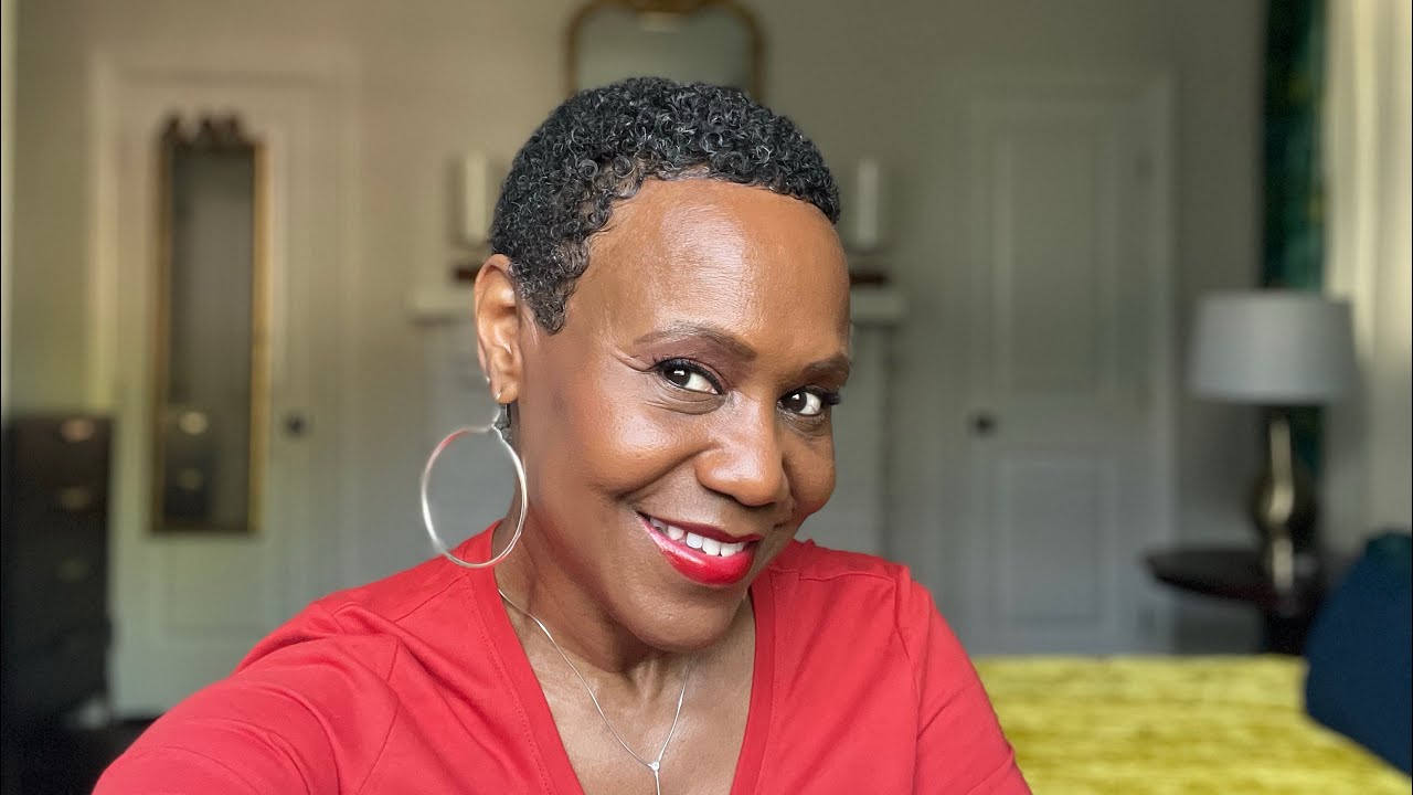 Taking Early Retirement to Finally “Rest in Your Femininity” - YouTube