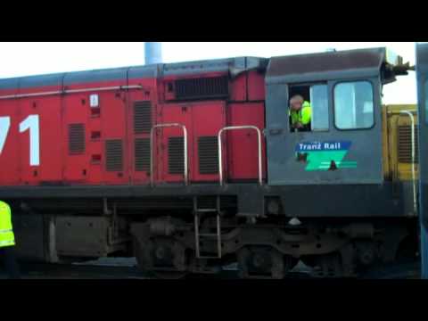 Whangarei Railway Yard Ja 1275 DC 4571 on The Northlander Steam ...