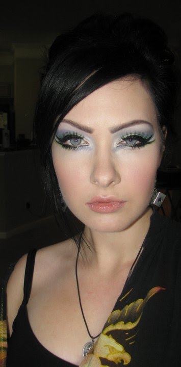 Glam Rock Make Up Tutorial - YouTube