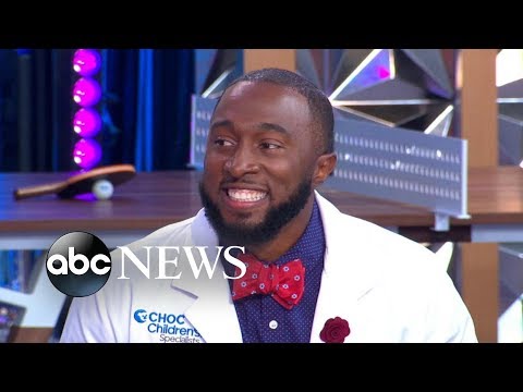 Real-life 'Dancing Doctor' livens up hospital stays for kids