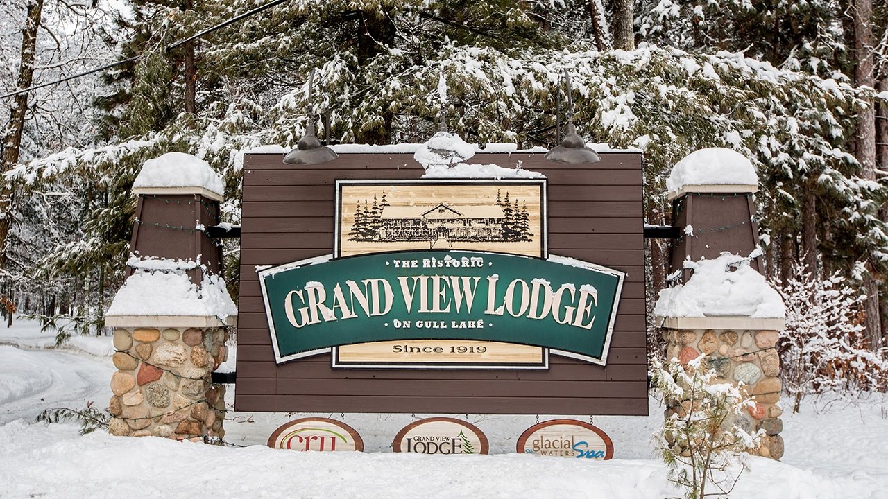 Grand View Lodge Winter Activities - YouTube