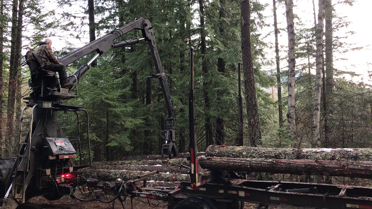 North Idaho Logging - loading the truck - YouTube