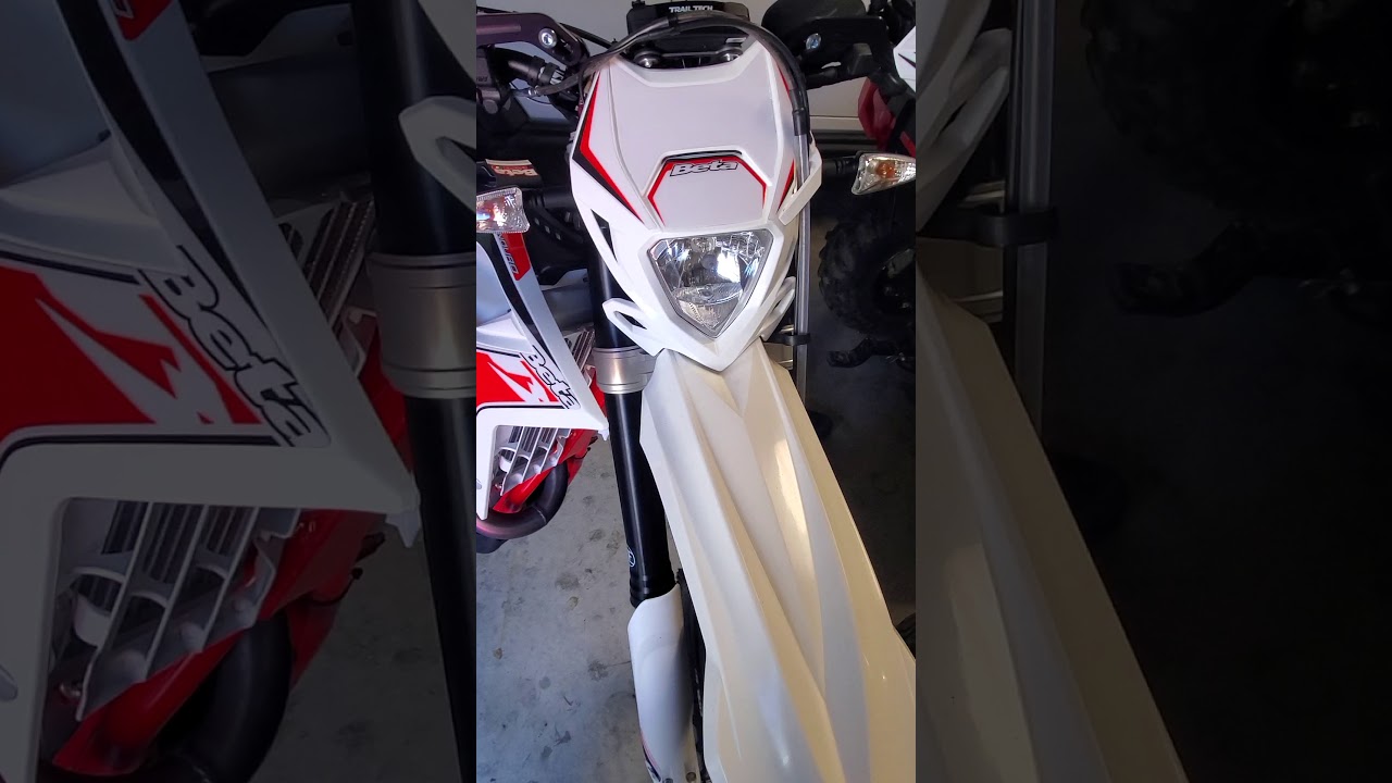 BETA 2020 new new 390 4t rrs - YouTube