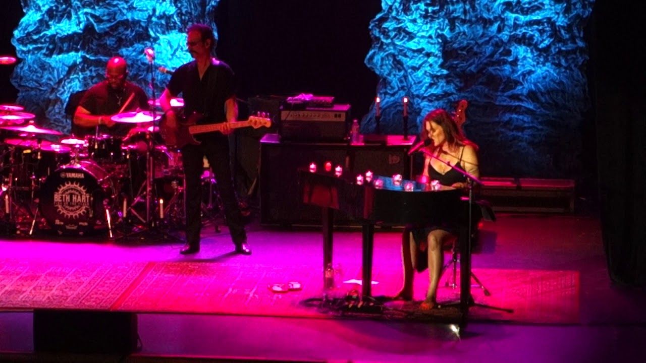 Beth Hart - One Eyed Chicken (Live in Toronto July 13 2018) - YouTube