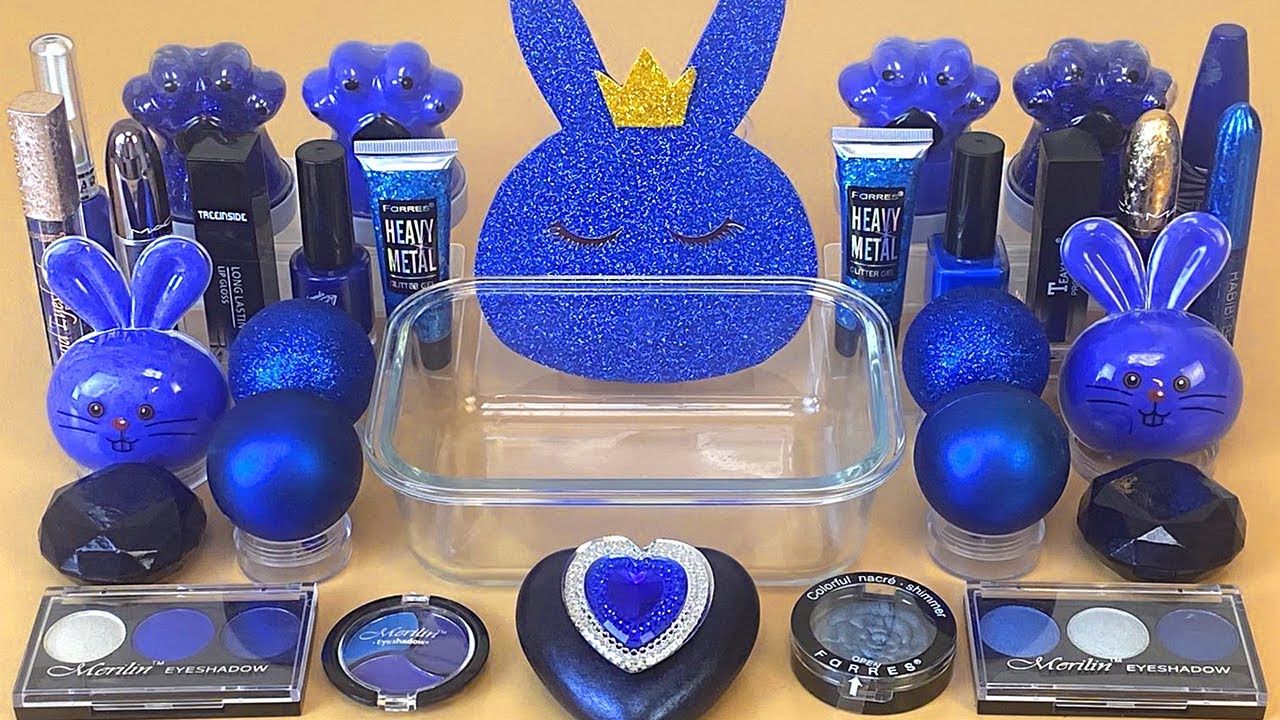 Navy BLUE RABBIT SLIME 💙 Mixing makeup and glitter into Clear Slime 💯 ...