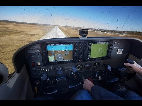 Embry-Riddle Cessna 172 G1000 Prescott Airport - YouTube