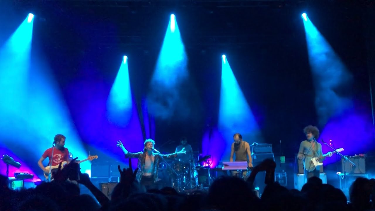 Pond “Daisy” (LIVE) @ Red Hill Auditorium 2020 - YouTube
