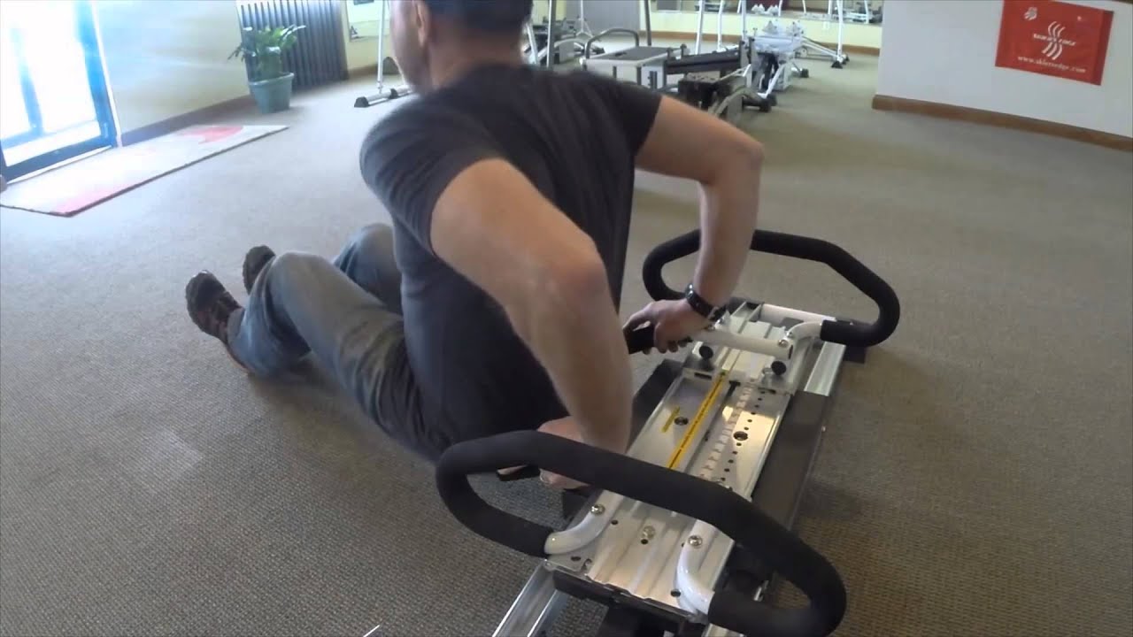 Тренажер Skier's Edge c платформой Upper Body Edge® - YouTube