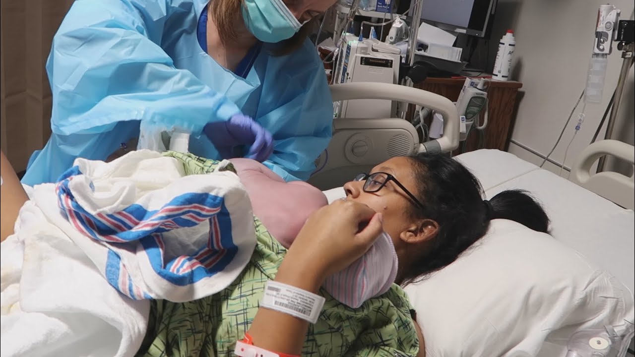 MEETING OUR BABY FOR THE FIRST TIME! (LIVE BIRTH) - YouTube