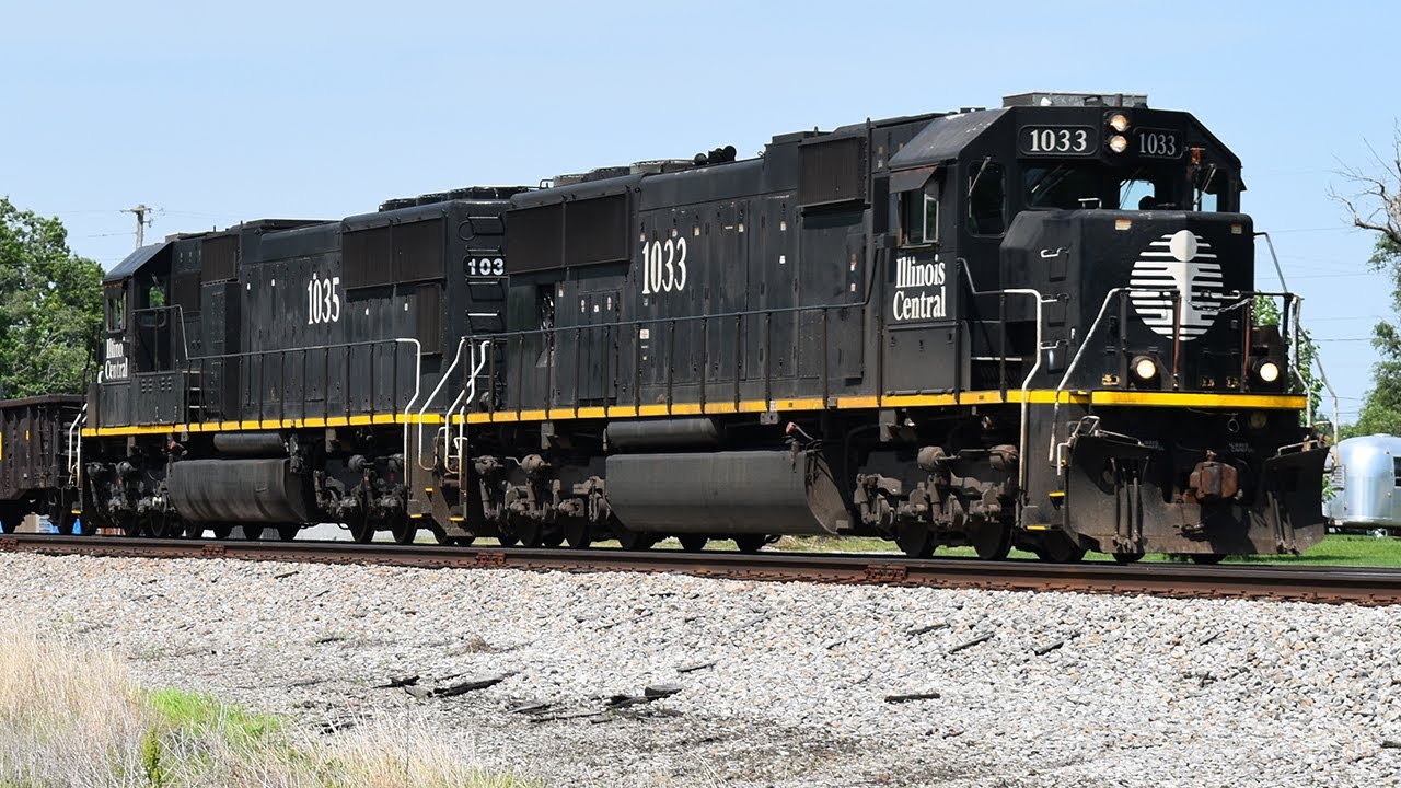 IC 1033 and IC 1035 lead CN A408 - YouTube